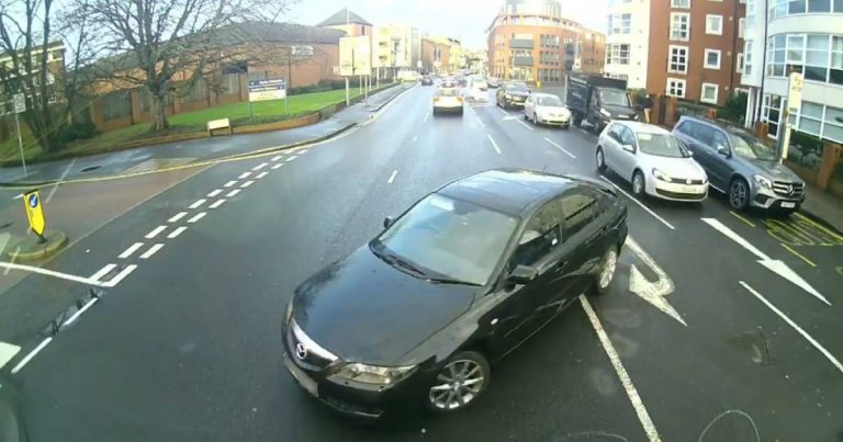 Mengenal Radius Putar Mobil, Putar Balik Lebih Nyaman