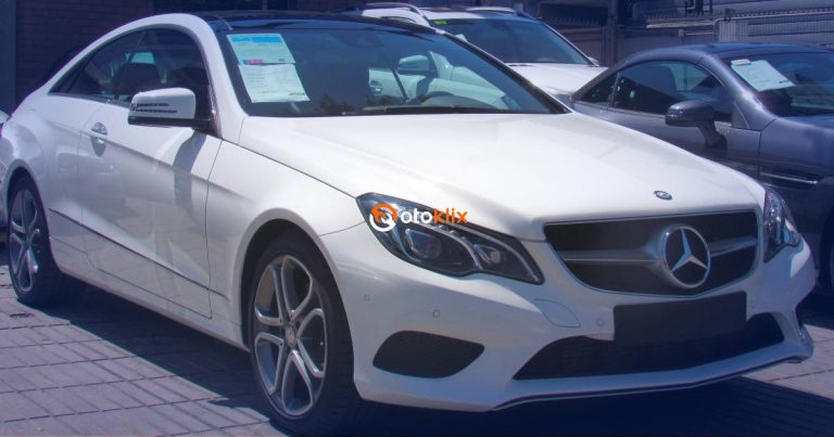 Spesifikasi dan Harga Mercedes Benz E250, Fitur Mewah dan Menawan