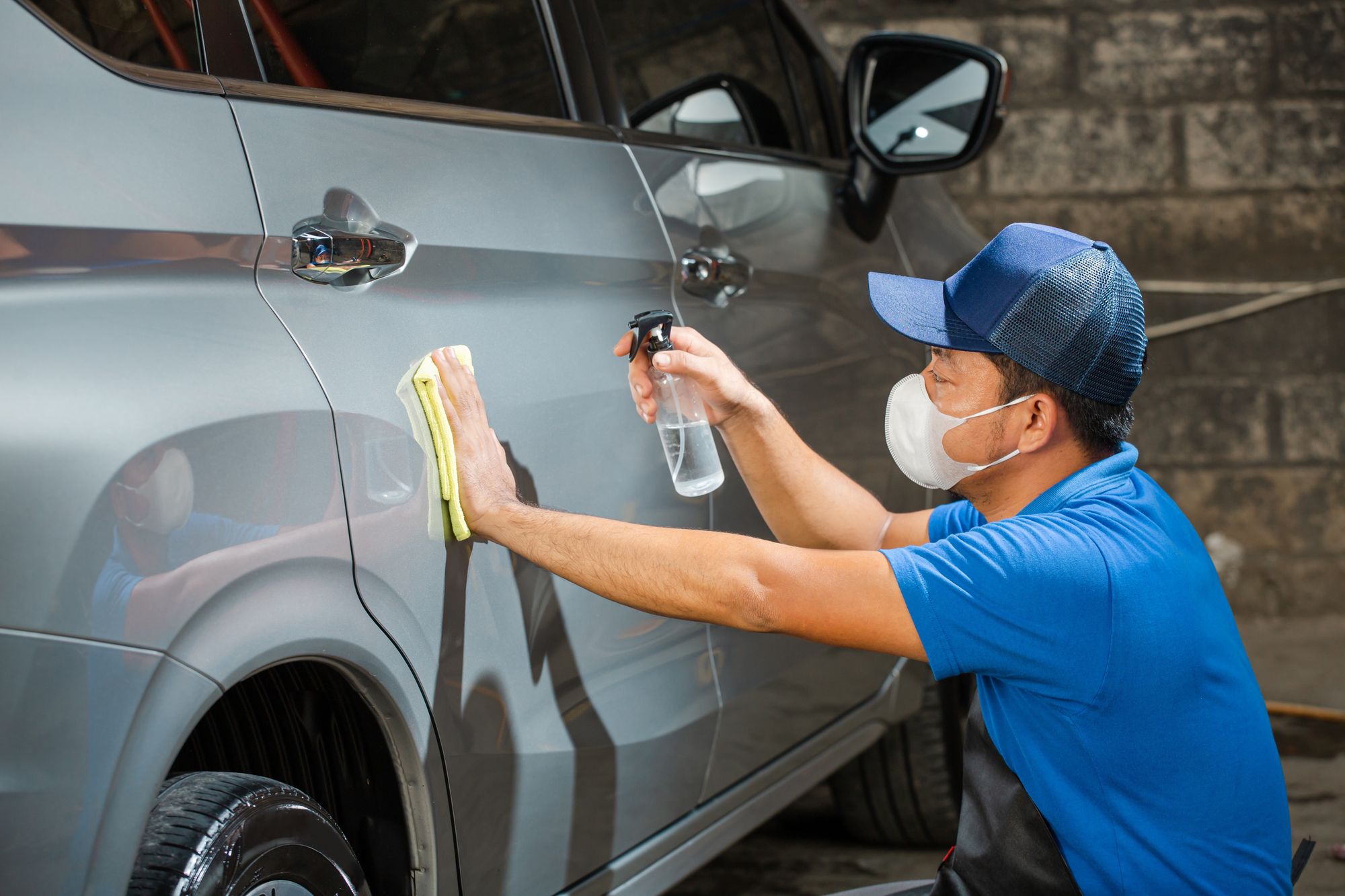 Fungsi, Jenis, dan Cara Tepat Menggunakan Wax Mobil - Otoklix Blog